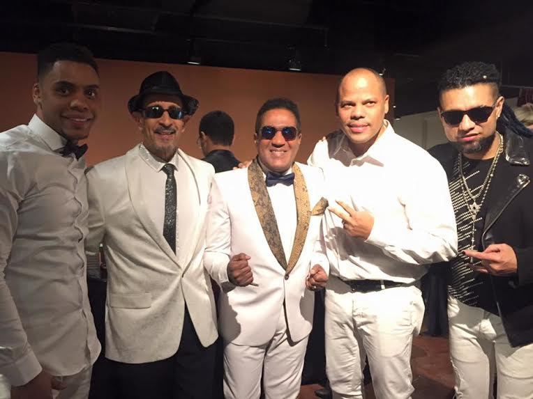 Raúl Acosta y Oro Solido estremecen el Radio City Music Hall ...