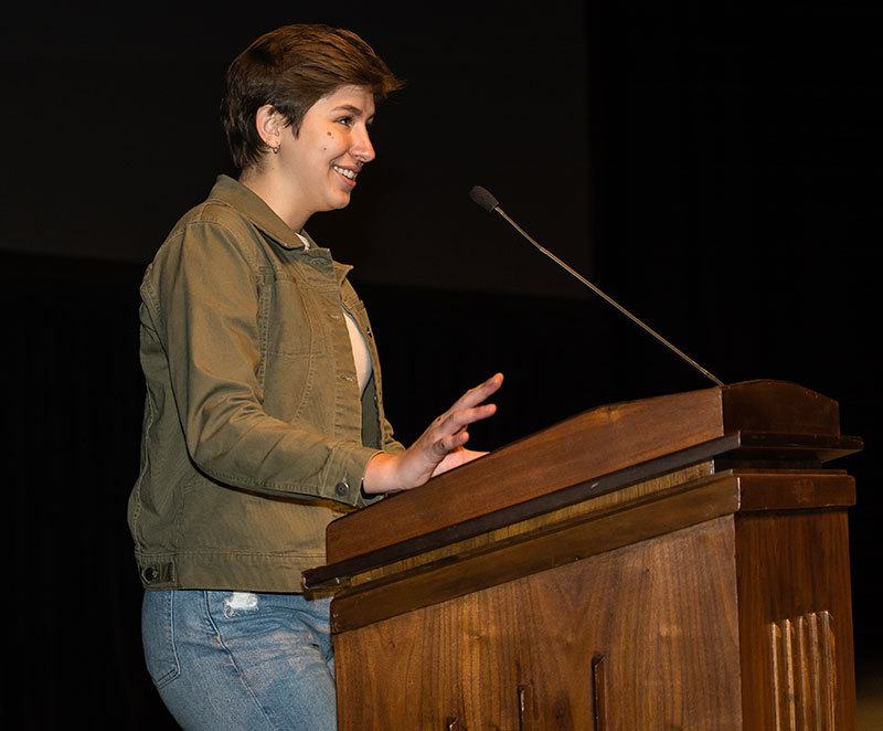 Ellie Moore Official