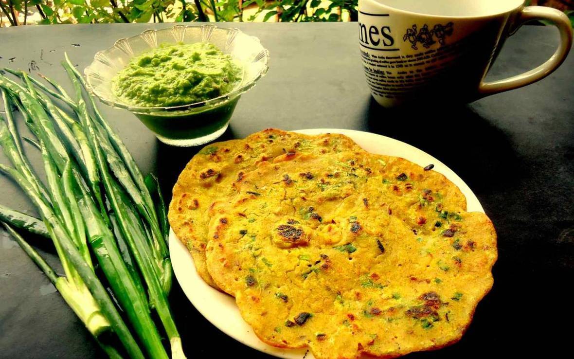 Weeknight Dinner- Mixed Flour Spring Onion Cheela with mango chutney