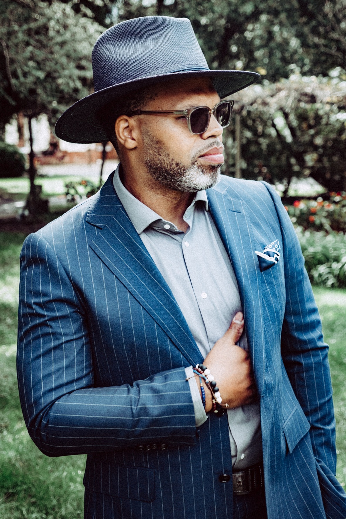 Eric Roberson 'All I Want' Feat. Kenny Greene & Intro