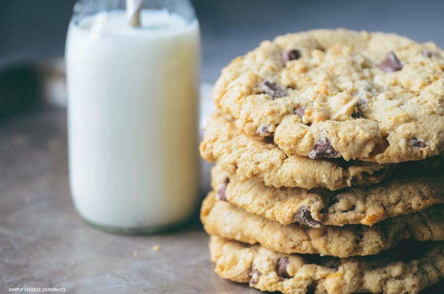 HUGE Buffalo Chip Cookies! (i.e. Kitchen Sink Cookies)