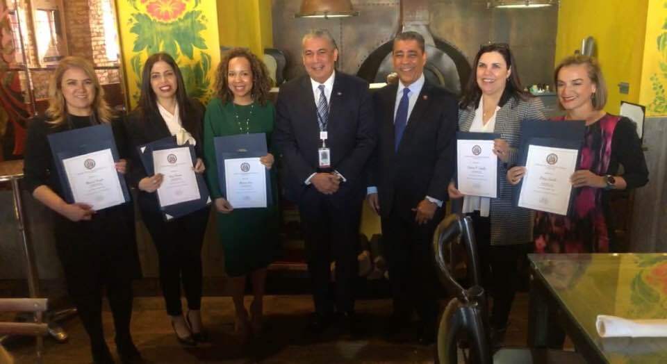 Periodista Merijoel Duran celebra con éxito «Rompiendo Barreras”, su ...